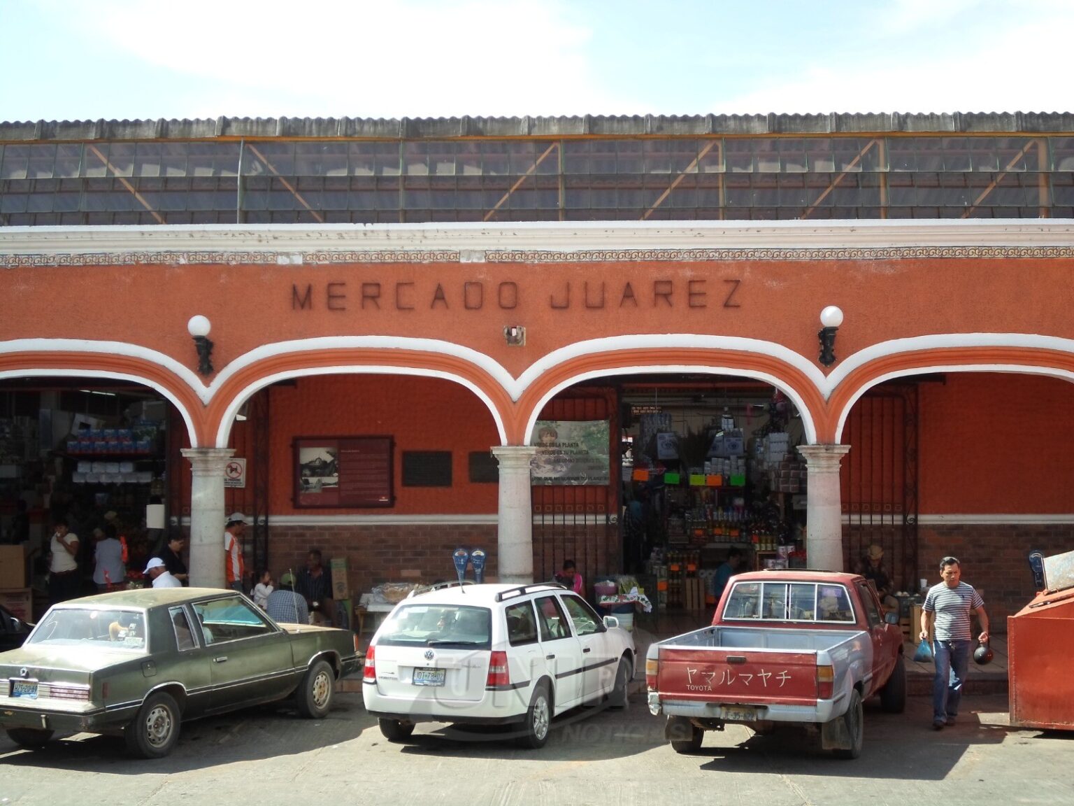 Guía básica de Autlán de Navarro, cuna de Carlos Santana | Descubre México